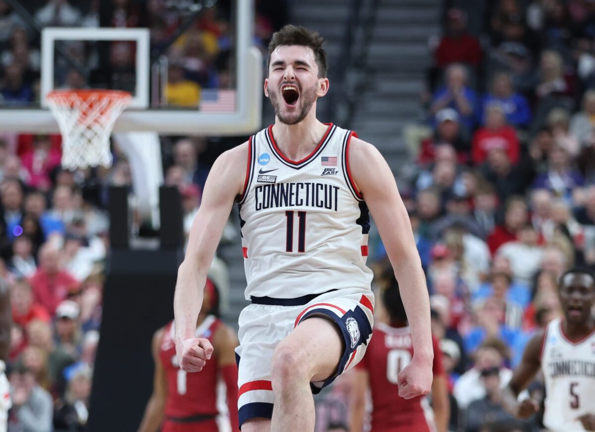 Tuesday CBB Best Bets Dec. 9: Can UConn beat Florida at MSG ...